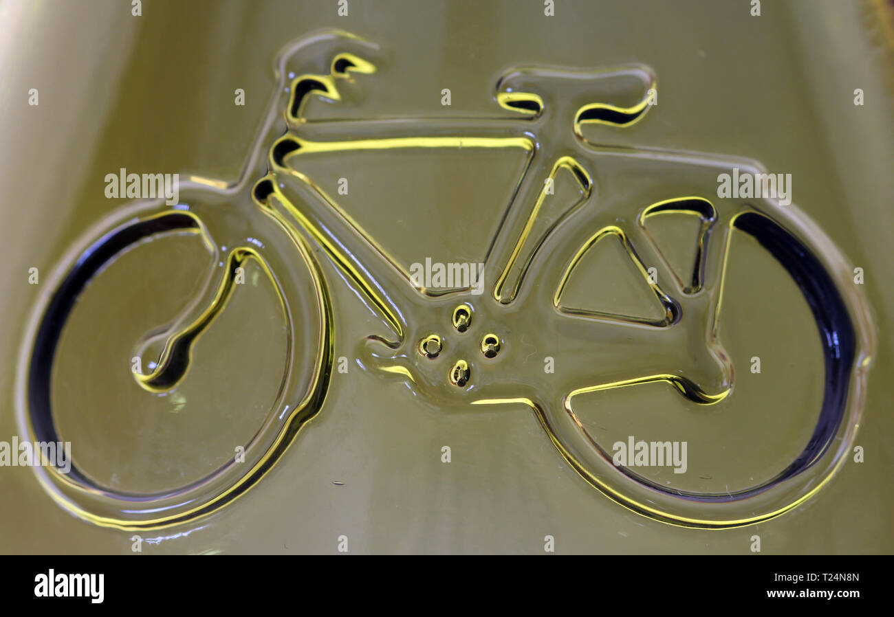 Bike emblem -Fotos und -Bildmaterial in hoher Auflösung – Alamy