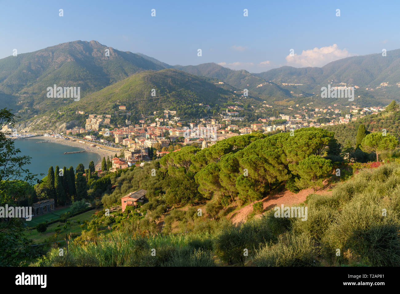 Levanto stadt -Fotos und -Bildmaterial in hoher Auflösung – Alamy