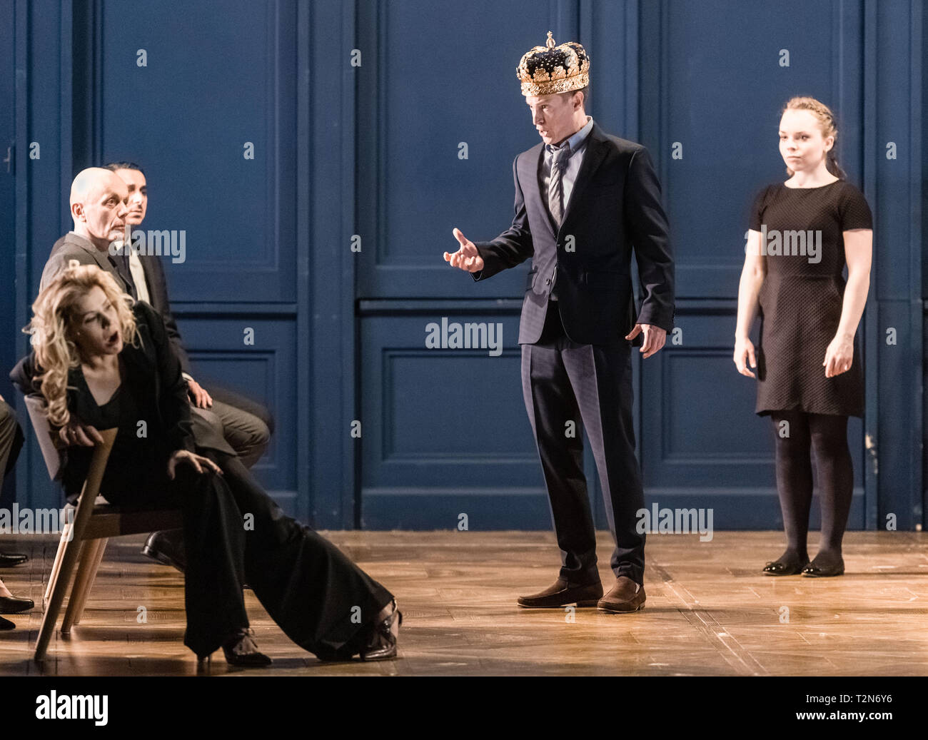 Hamburg, Deutschland. 03 Apr, 2019. Die Sänger Georgien Jarman (L-R ...