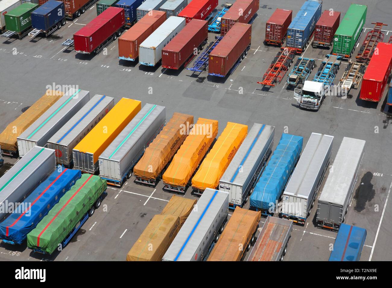 Container hafen japan -Fotos und -Bildmaterial in hoher Auflösung – Alamy