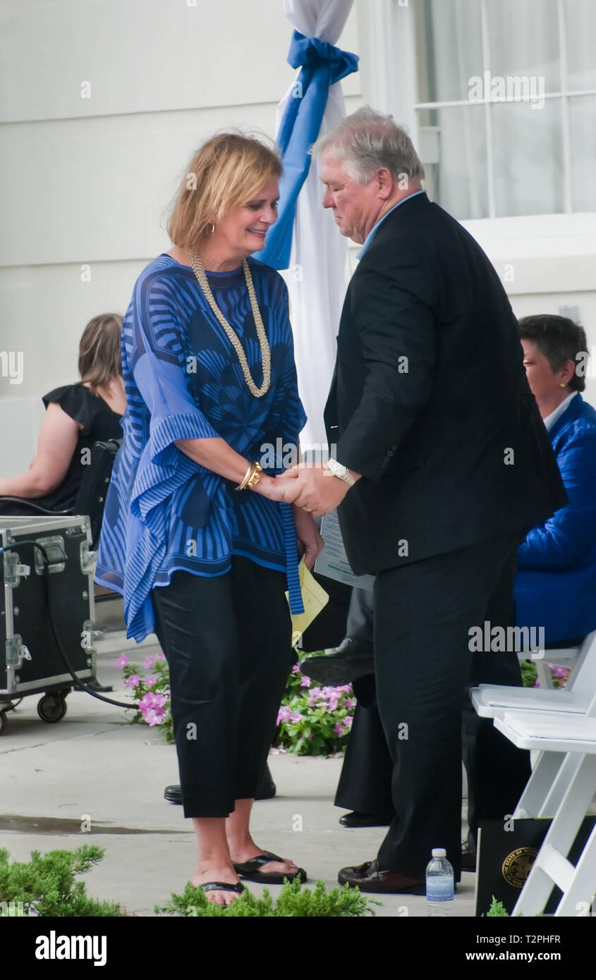 First lady marsha barbour -Fotos und -Bildmaterial in hoher Auflösung ...