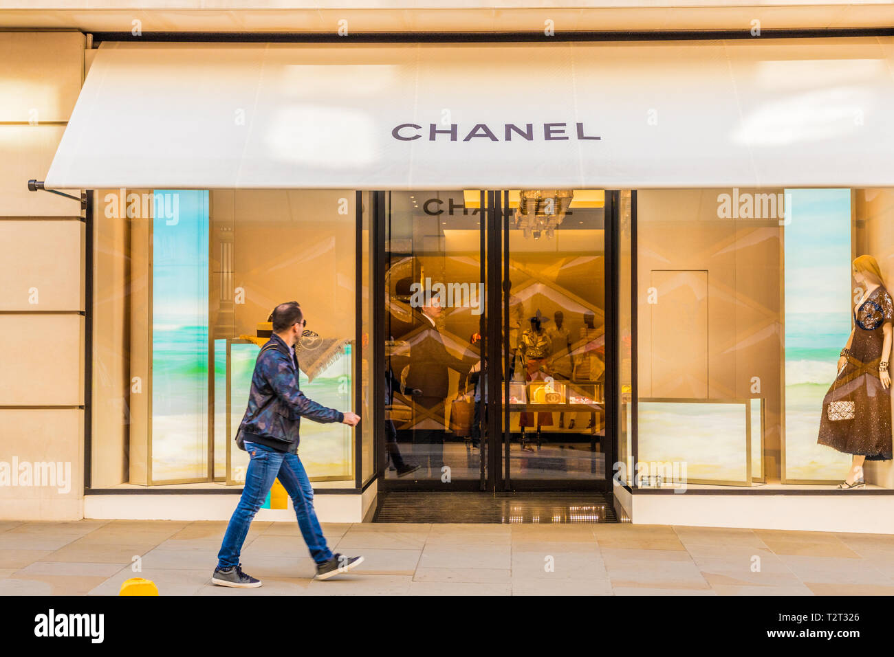 Chanel shop london -Fotos und -Bildmaterial in hoher Auflösung – Alamy