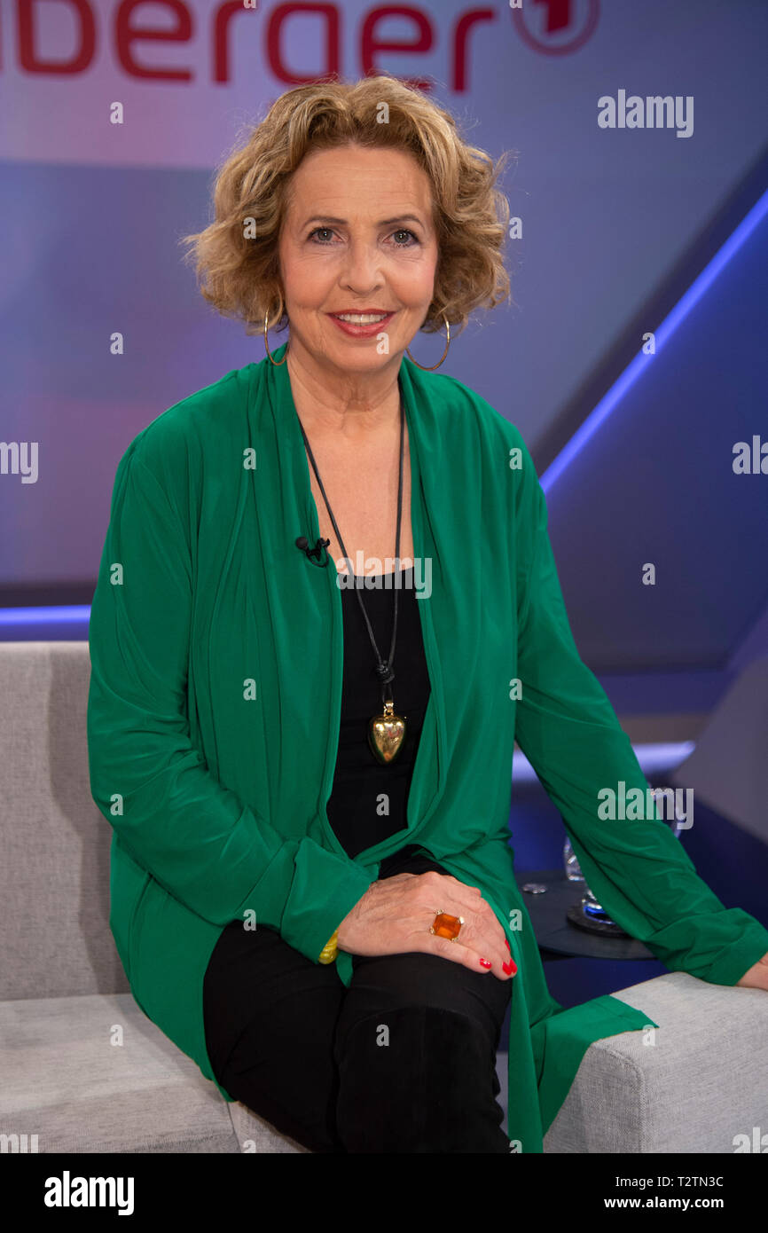 Menschen bei maischberger -Fotos und -Bildmaterial in hoher Auflösung ...