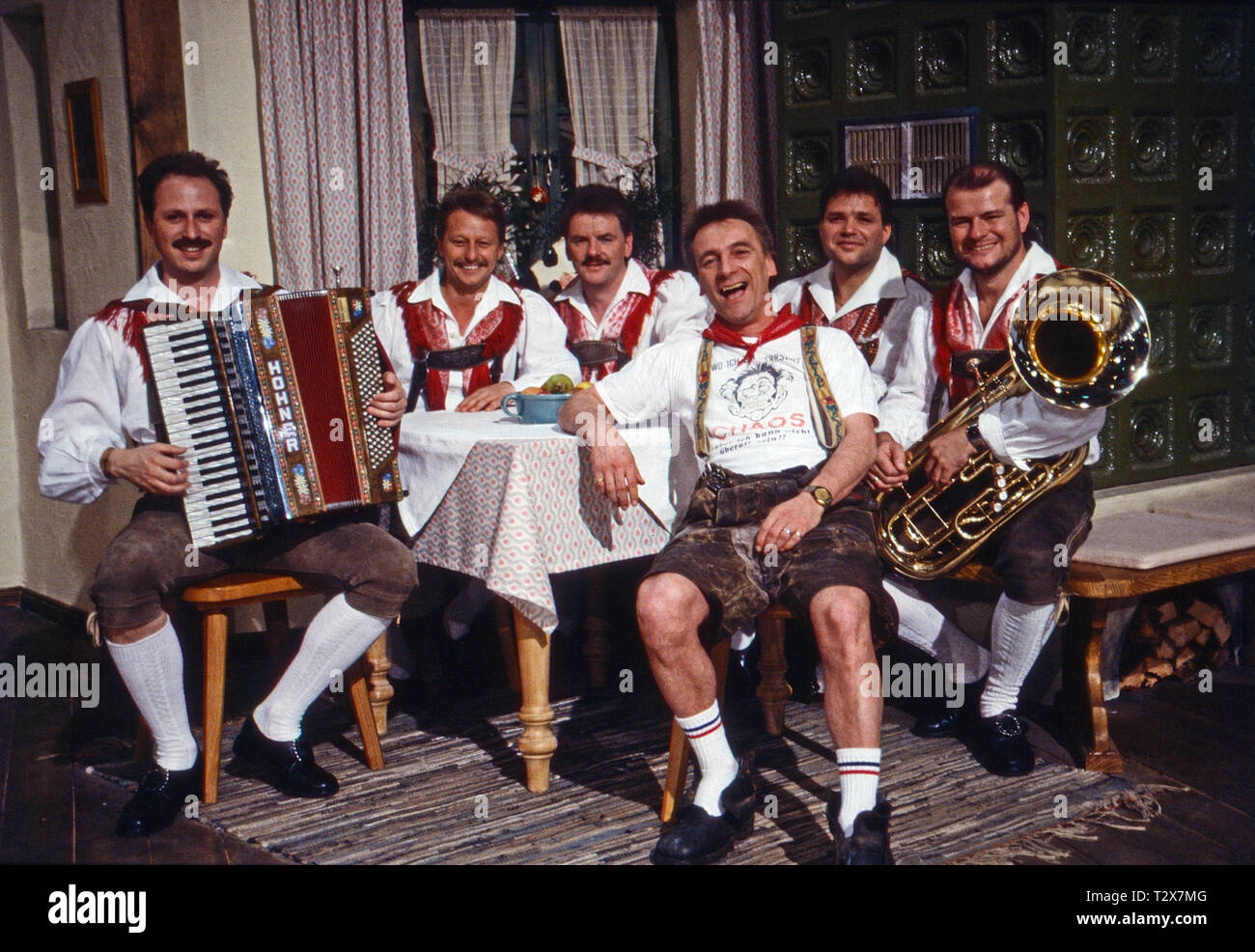 Spitzbuam -Fotos und -Bildmaterial in hoher Auflösung – Alamy