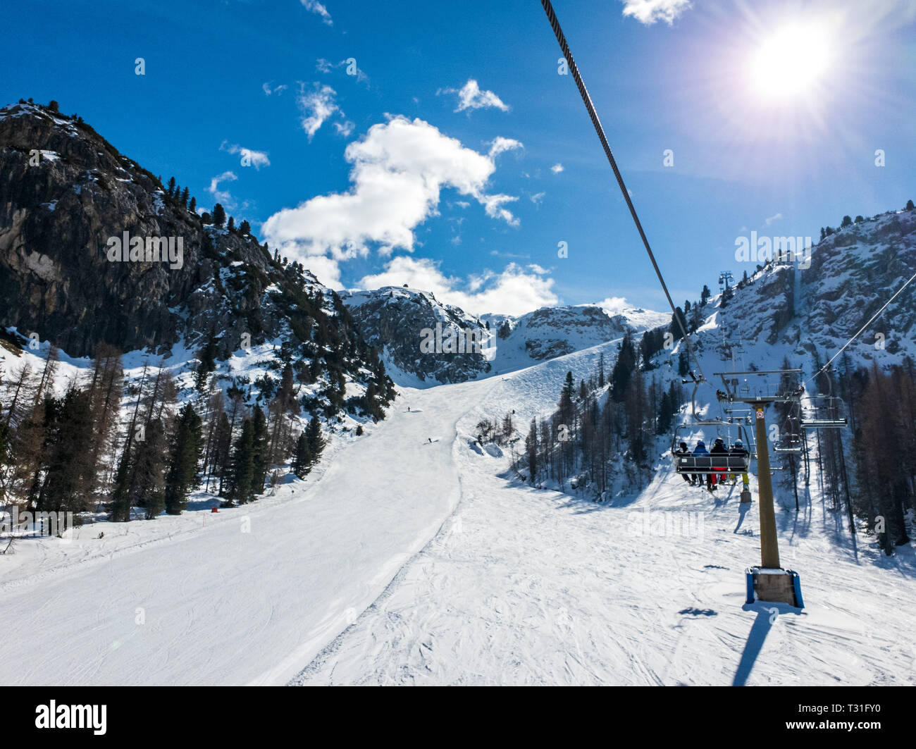 Der Sessellift "VITELLI", an die Spitze der 'Canalone Franchetti' Hang ...