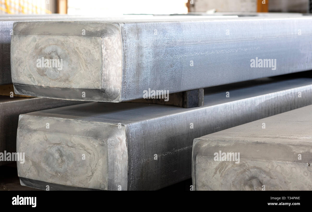 Slabs warehouse -Fotos und -Bildmaterial in hoher Auflösung – Alamy
