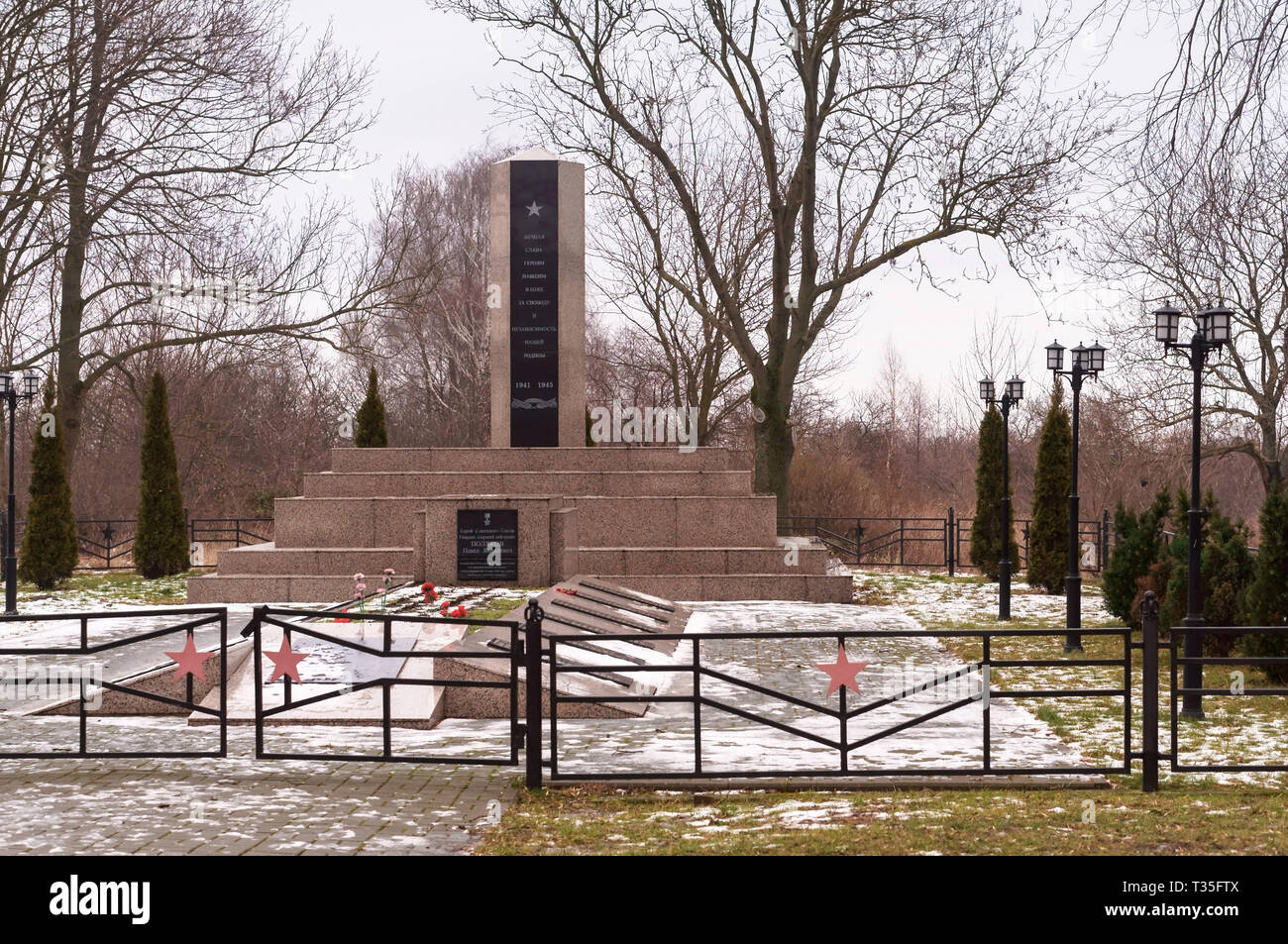 Soviet sculpture -Fotos und -Bildmaterial in hoher Auflösung – Alamy