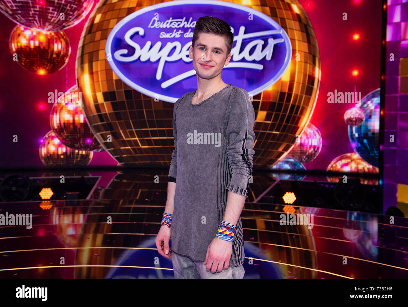 Köln, Deutschland. 06 Apr, 2019. Taylor Luc Jacobs ist auf der Bühne ...