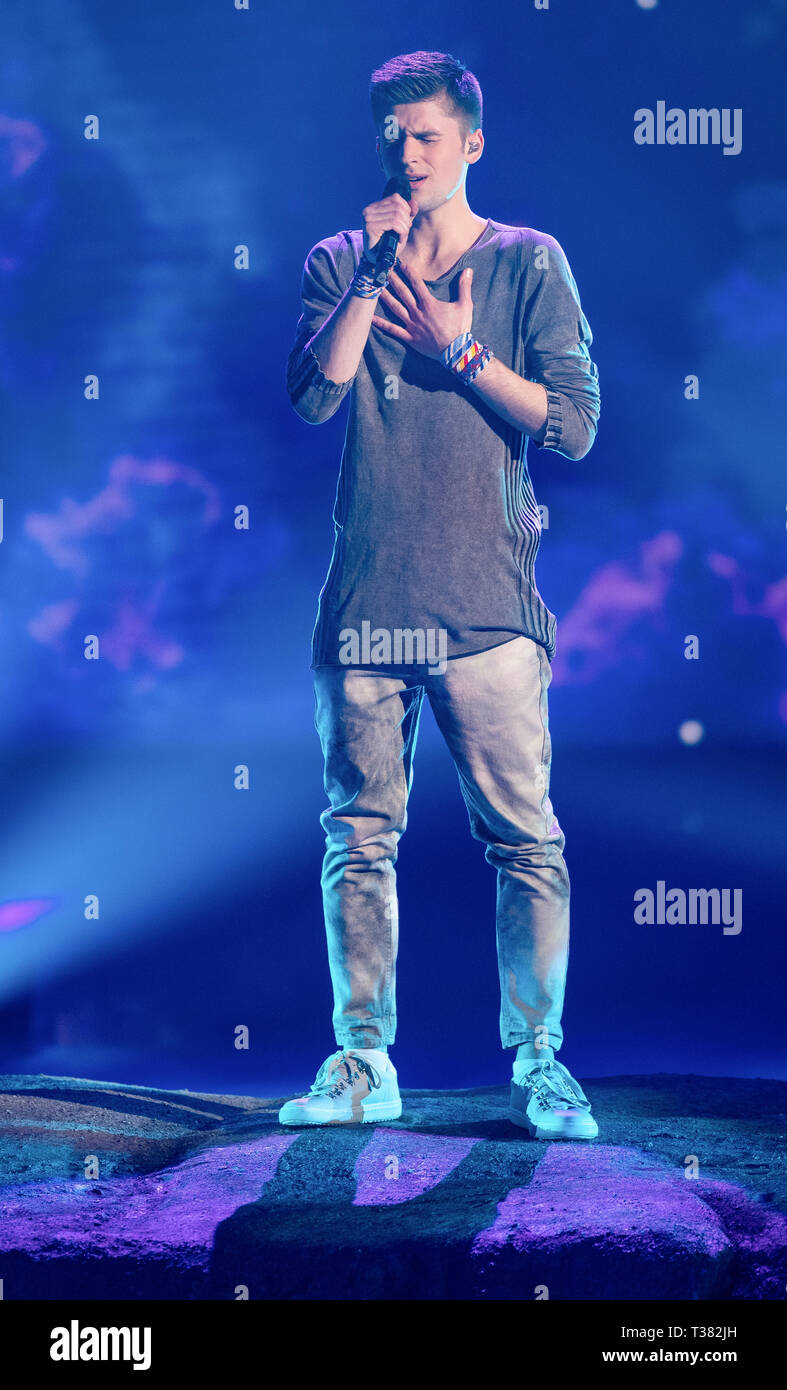 Köln, Deutschland. 06 Apr, 2019. Taylor Luc Jacobs ist auf der Bühne im ...
