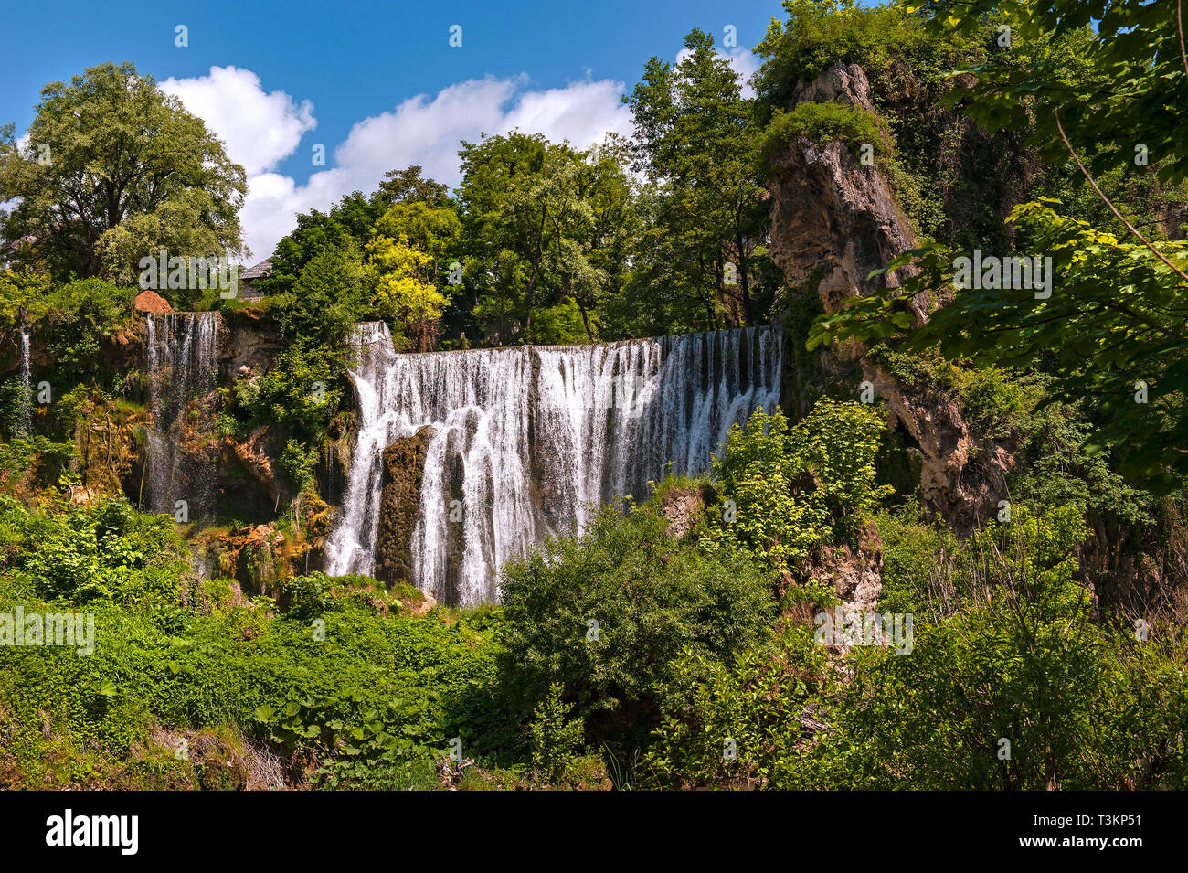 Jajce wasserfall -Fotos und -Bildmaterial in hoher Auflösung – Alamy
