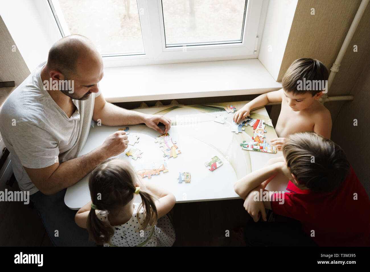 Vater und Sohn Zusammen Stockfotos und -bilder Kaufen - Alamy