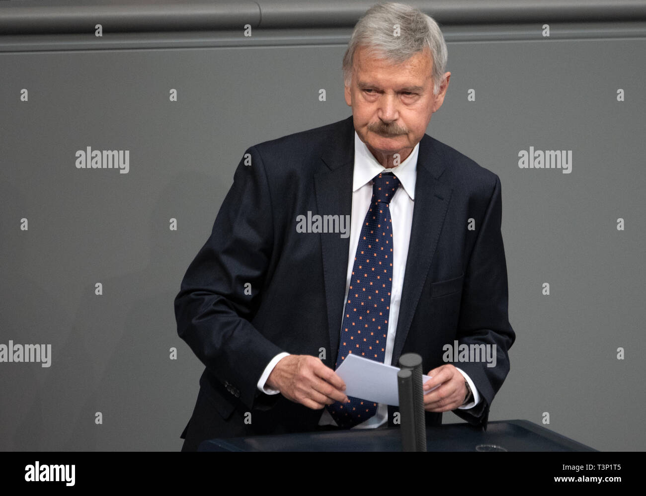 Berlin, Deutschland. 11 Apr, 2019. Lothar Maier (AfD), Mitglied des ...