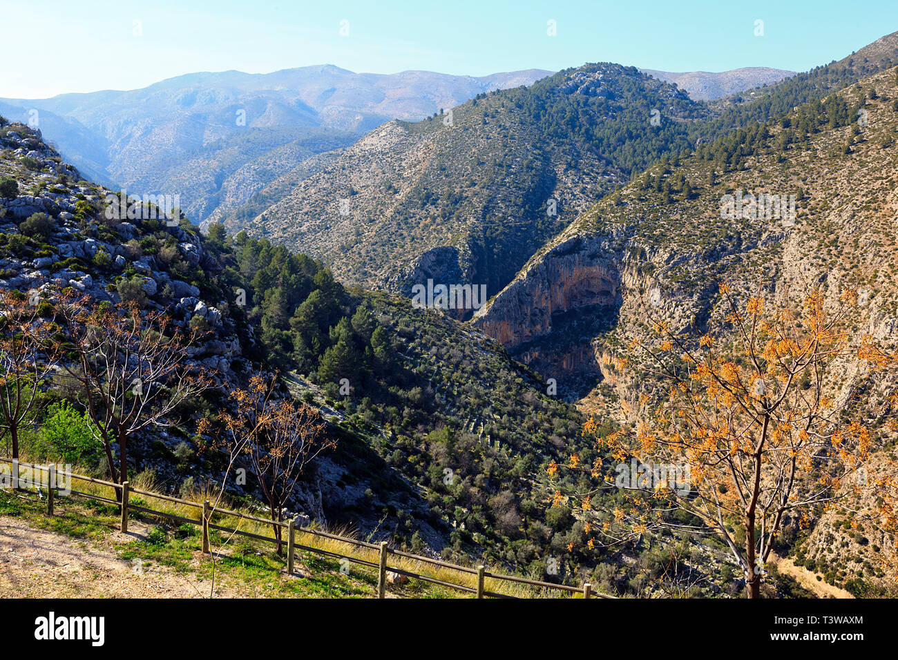 La Vall de Laguar in der Marina Alta in der Provinz Alicante, Spanien ...