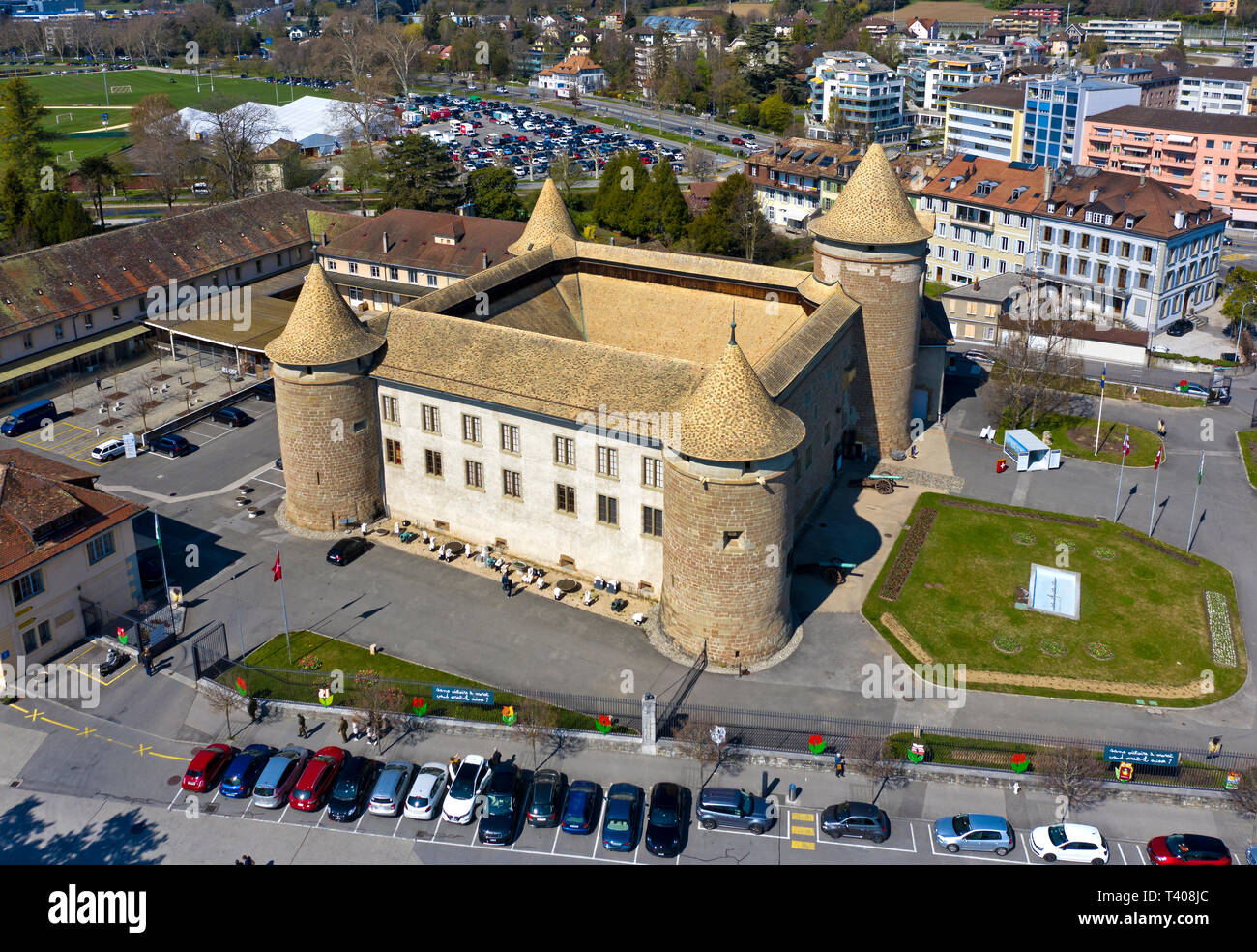 Ganze burg -Fotos und -Bildmaterial in hoher Auflösung – Alamy