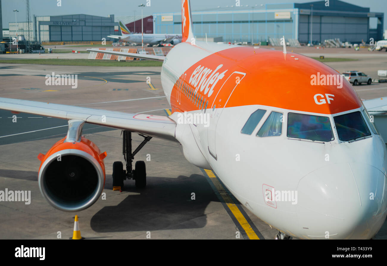 Easyjet Manchester Stockfotos und -bilder Kaufen - Alamy