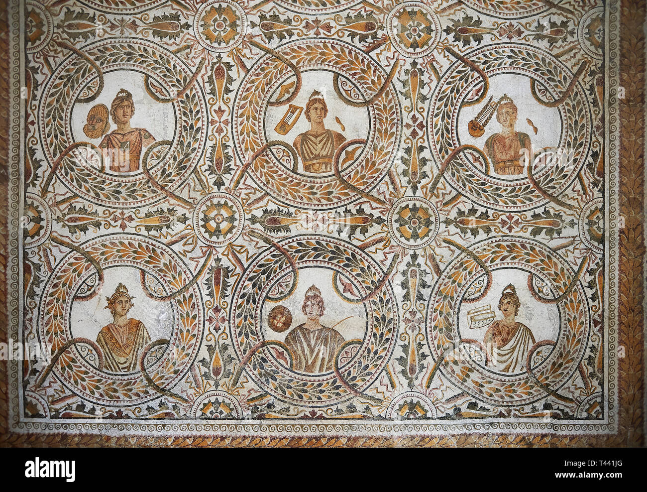 Mosaik der neun musen -Fotos und -Bildmaterial in hoher Auflösung – Alamy