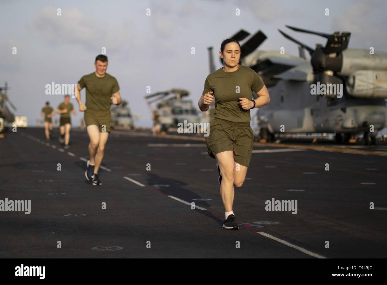 Golf von Oman (17. März 2019) - US Marine Sgt. Devin Cox, ein powerline ...