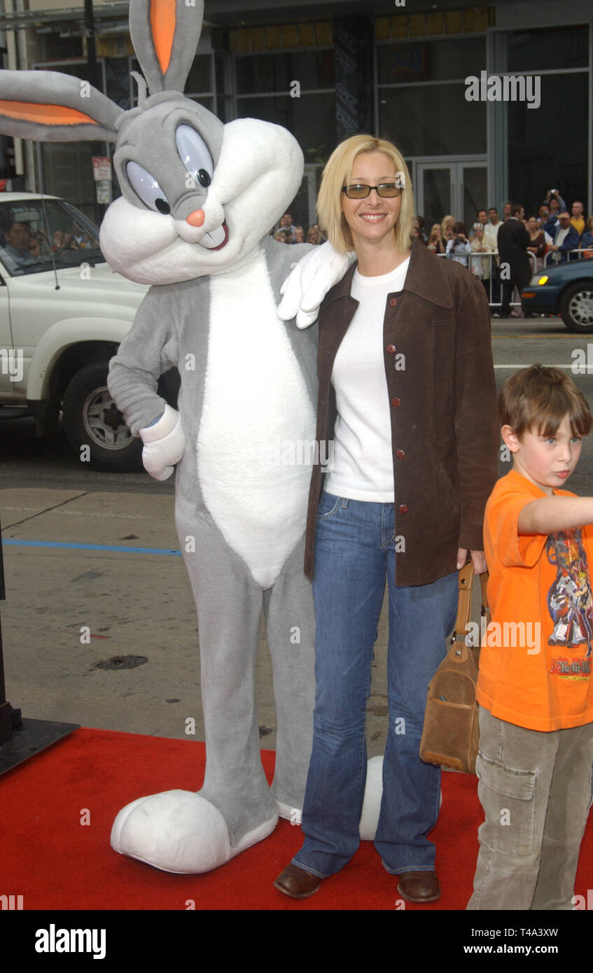 Lisa kudrow looney melodien -Fotos und -Bildmaterial in hoher Auflösung ...