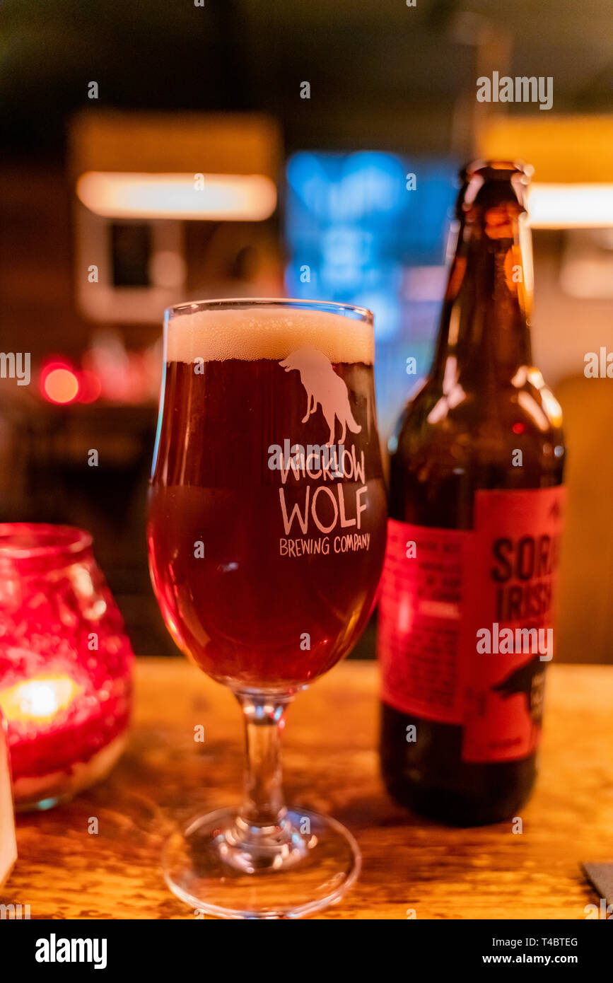 Wicklow wolf brauerei -Fotos und -Bildmaterial in hoher Auflösung – Alamy