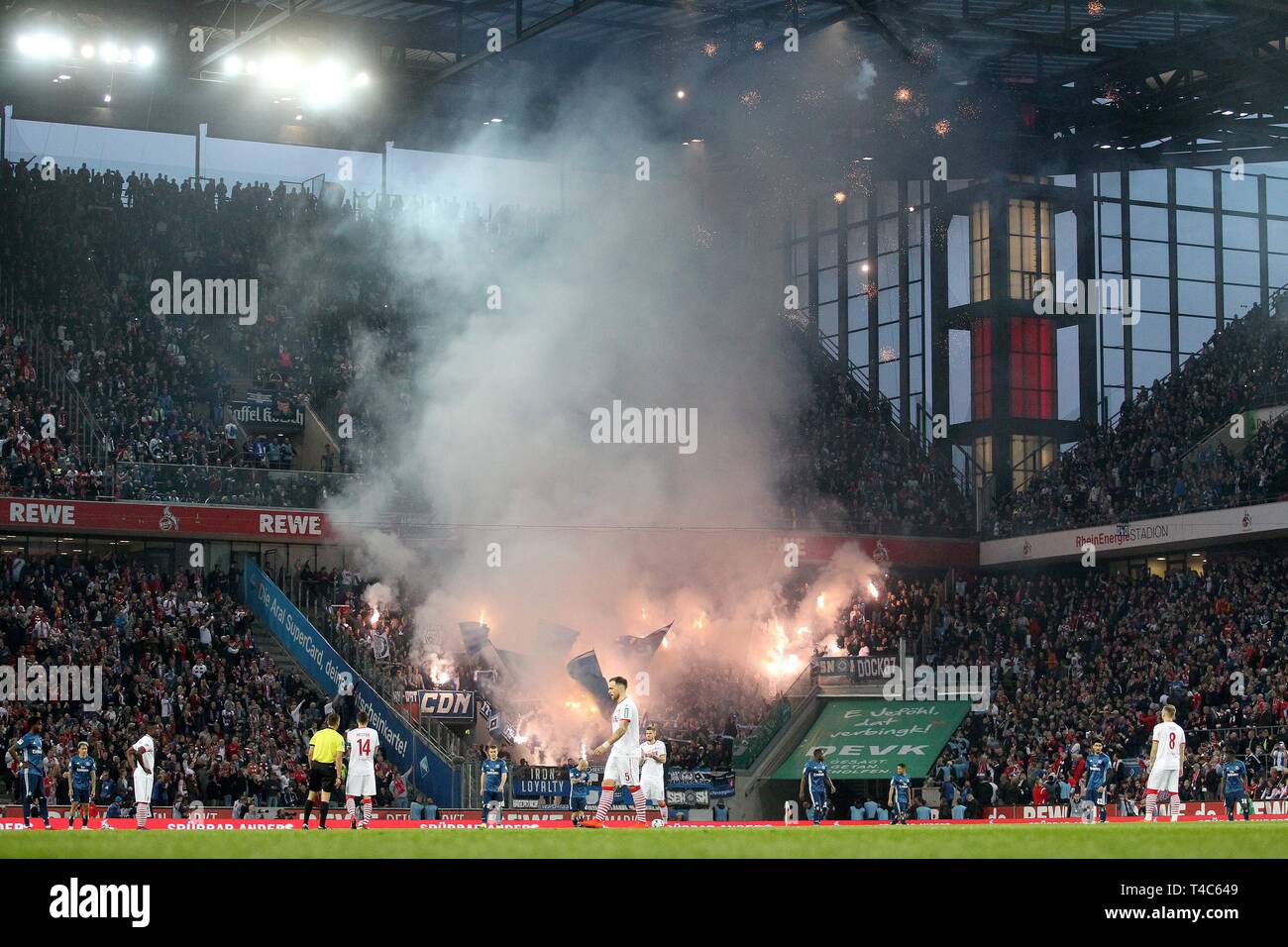 Hsv ultras -Fotos und -Bildmaterial in hoher Auflösung – Alamy