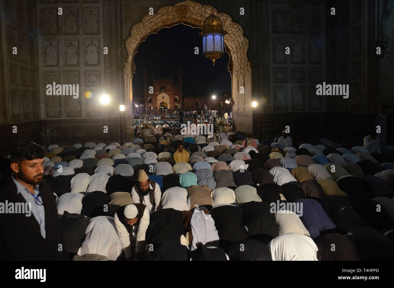 Lahore, Pakistan. 16 Apr, 2019. Imam - e - Kaaba, (Imam von Masjid Al ...