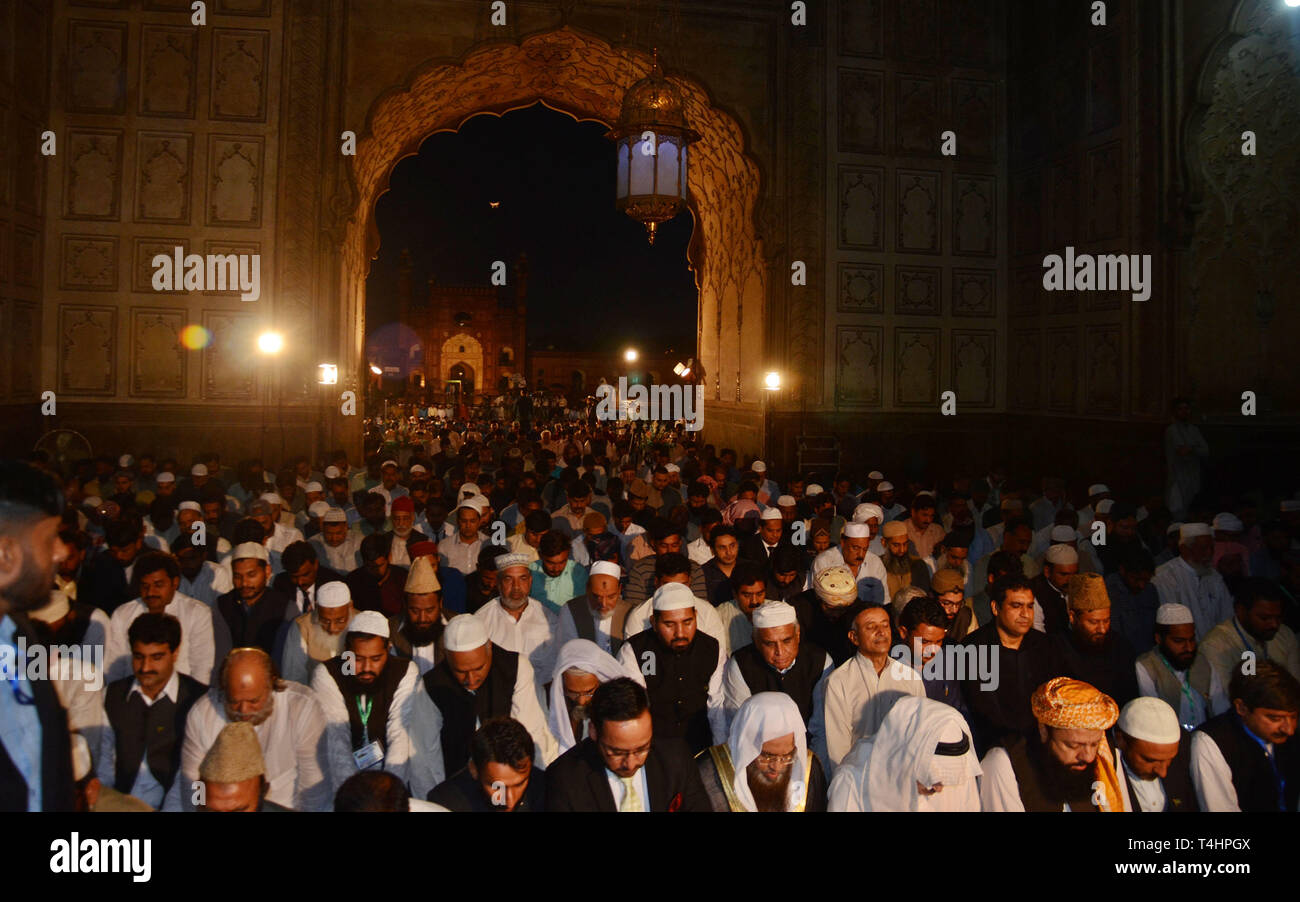 Lahore, Pakistan. 16 Apr, 2019. Imam - e - Kaaba, (Imam von Masjid Al ...