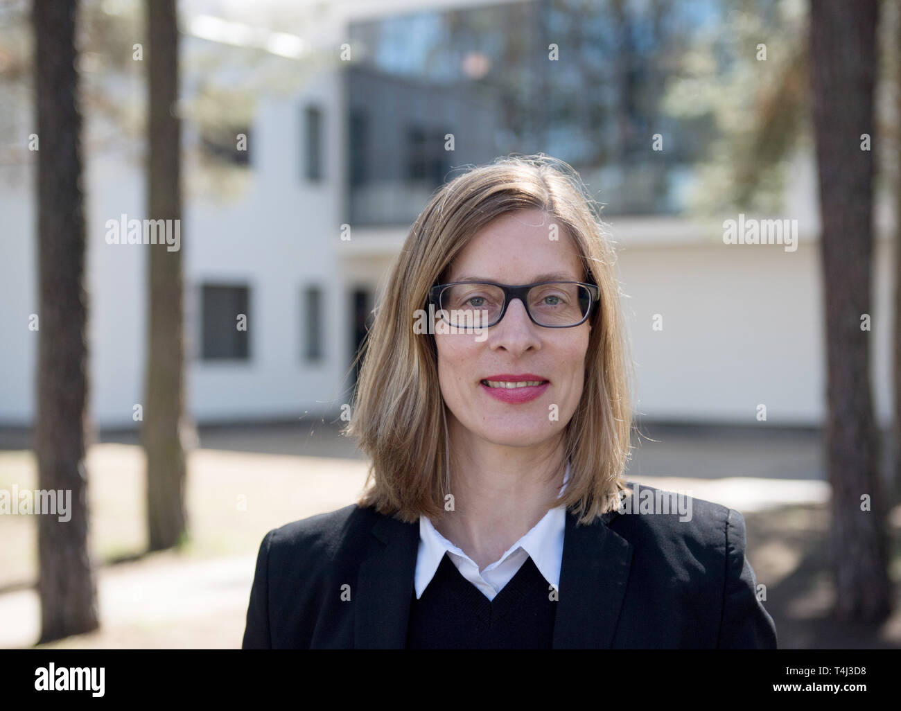 17. April 2019, Sachsen-Anhalt, Dessau-Roßlau: Claudia Perren, Direktor ...