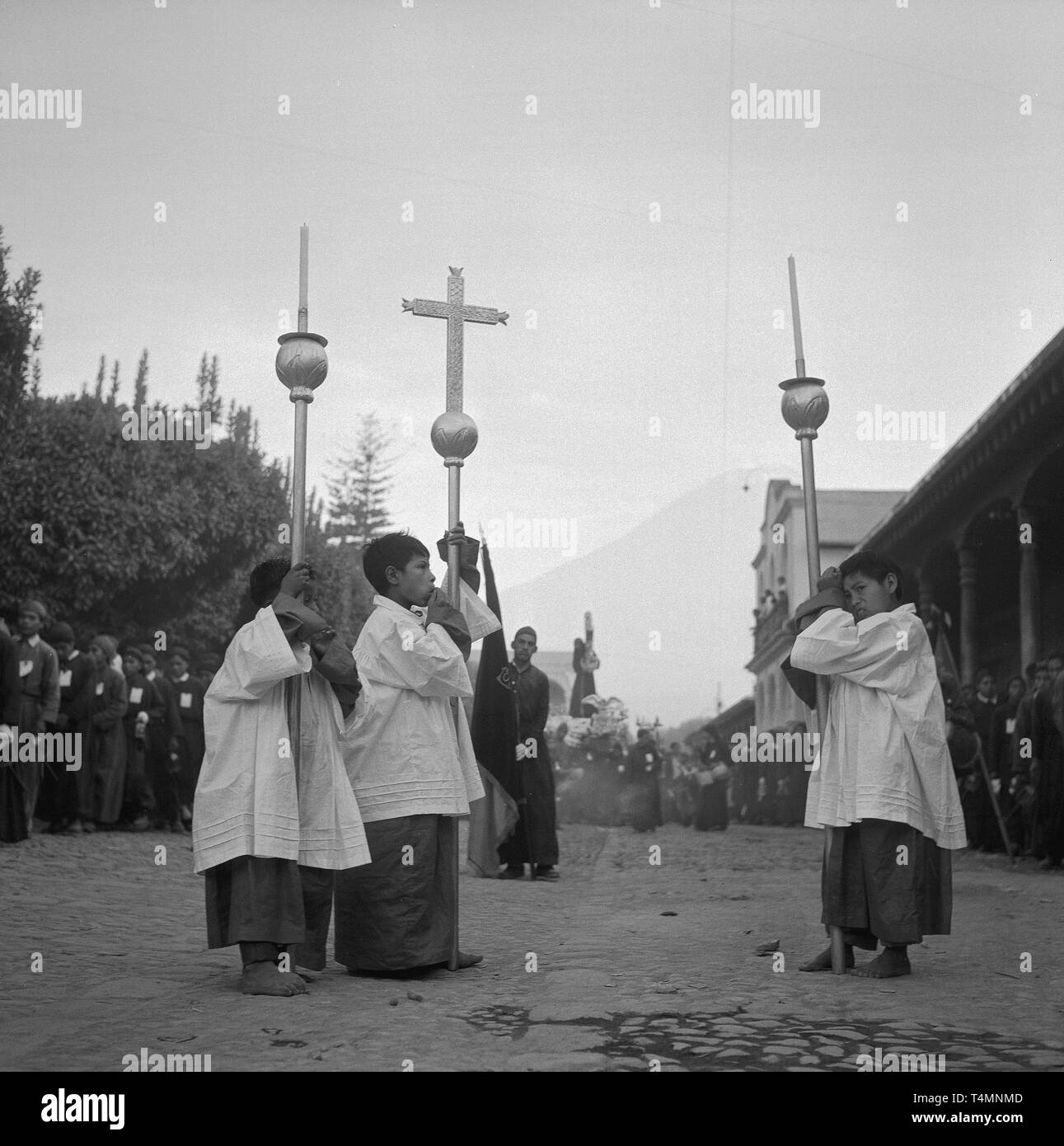 Procesion de antigua guatemala Schwarzweiß-Stockfotos und -bilder - Alamy