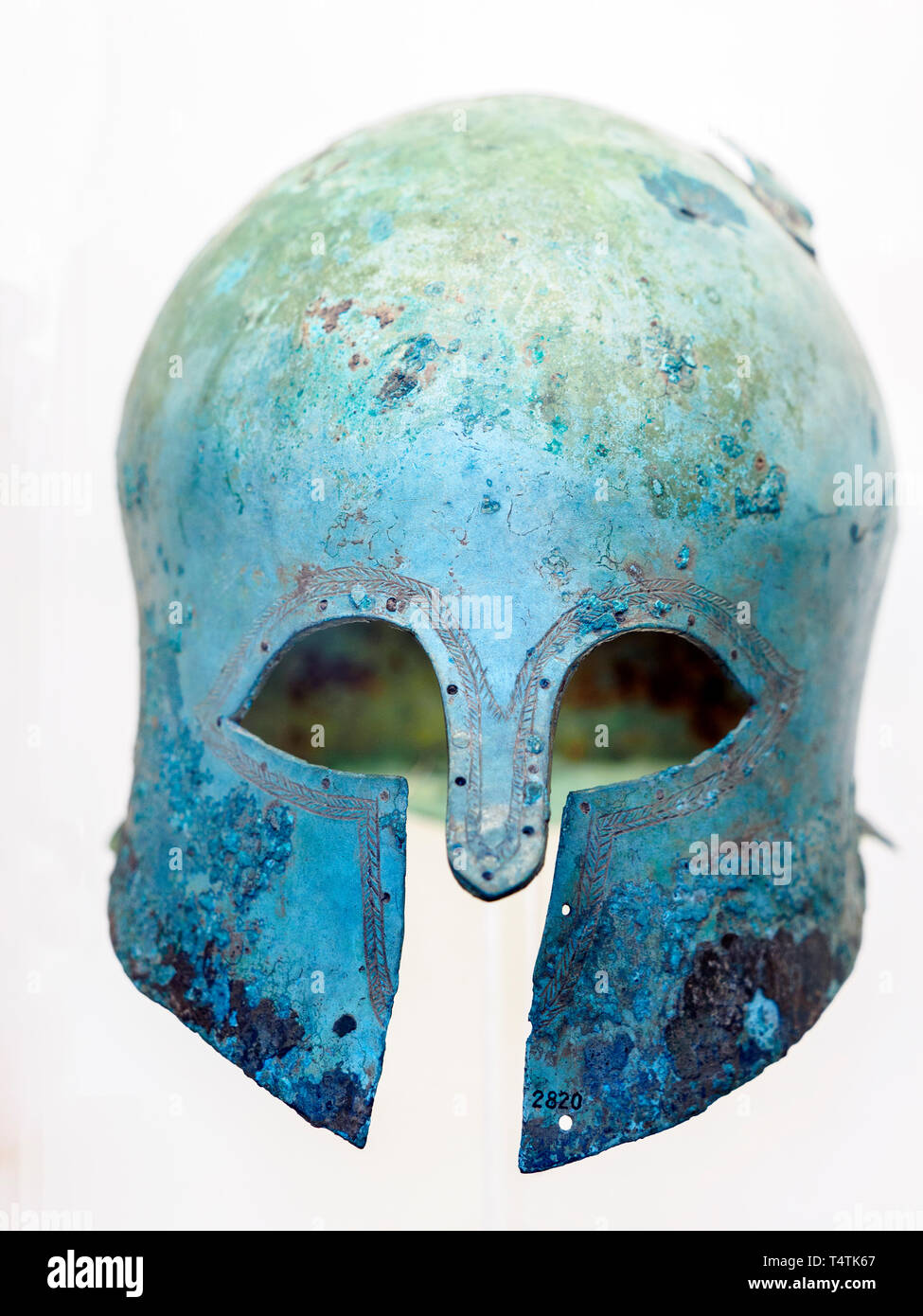 Bronze Helm der Korinther Art in Apulien über 600 v. Chr ...