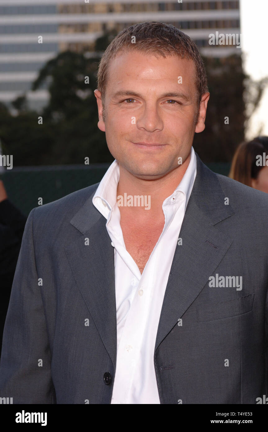 LOS ANGELES, Ca. Juli 25, 2005: Schauspieler David CUBITT, Star der TV ...