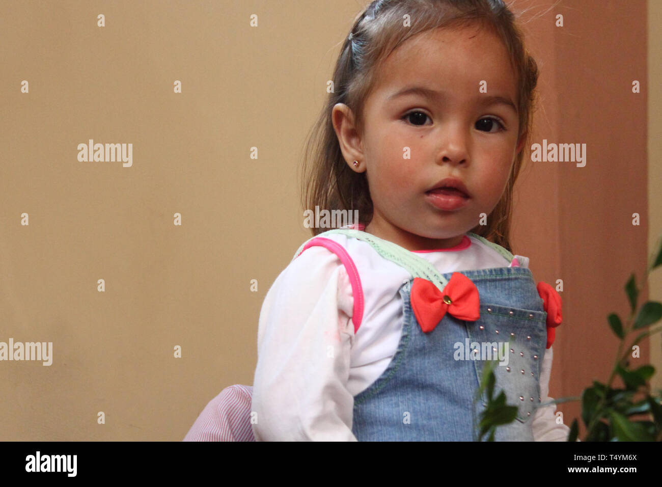 Venezuelan girl -Fotos und -Bildmaterial in hoher Auflösung – Alamy