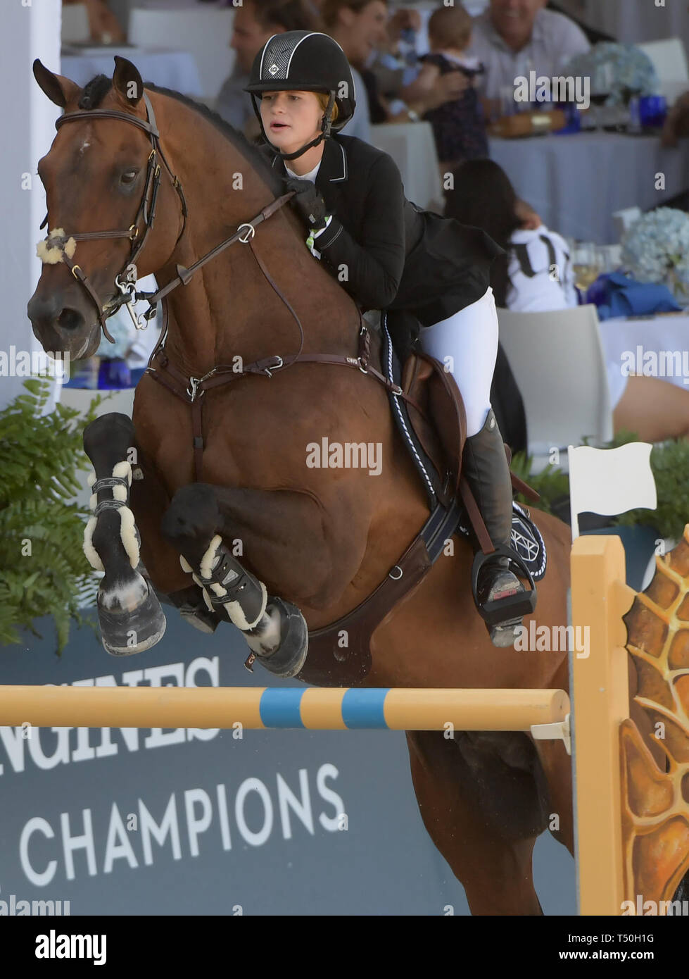 Miami Beach, Florida, USA. 19. Apr 2019. Jennifer Gates in der longines ...