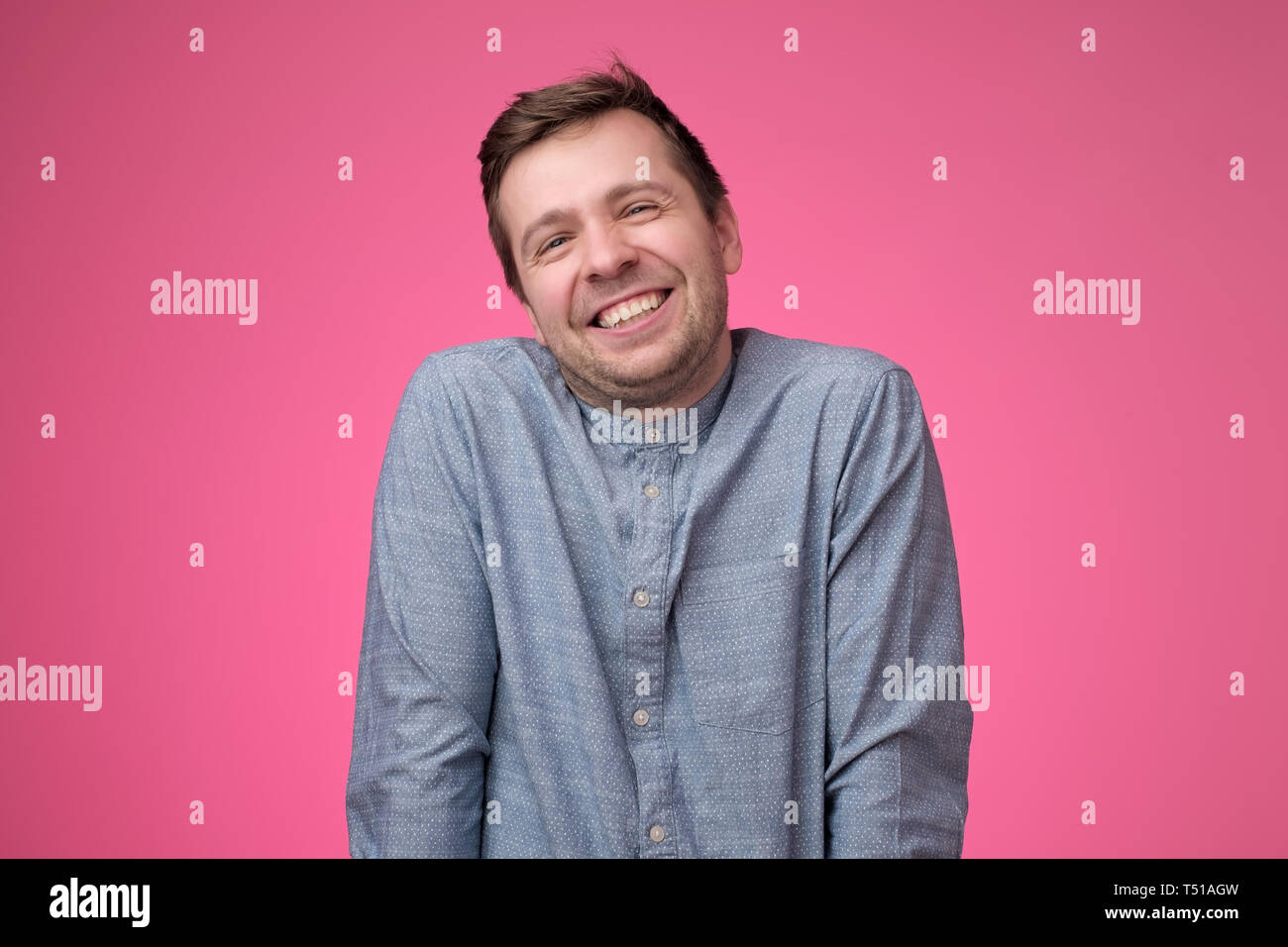 Happy teeth embarrassed smile -Fotos und -Bildmaterial in hoher ...
