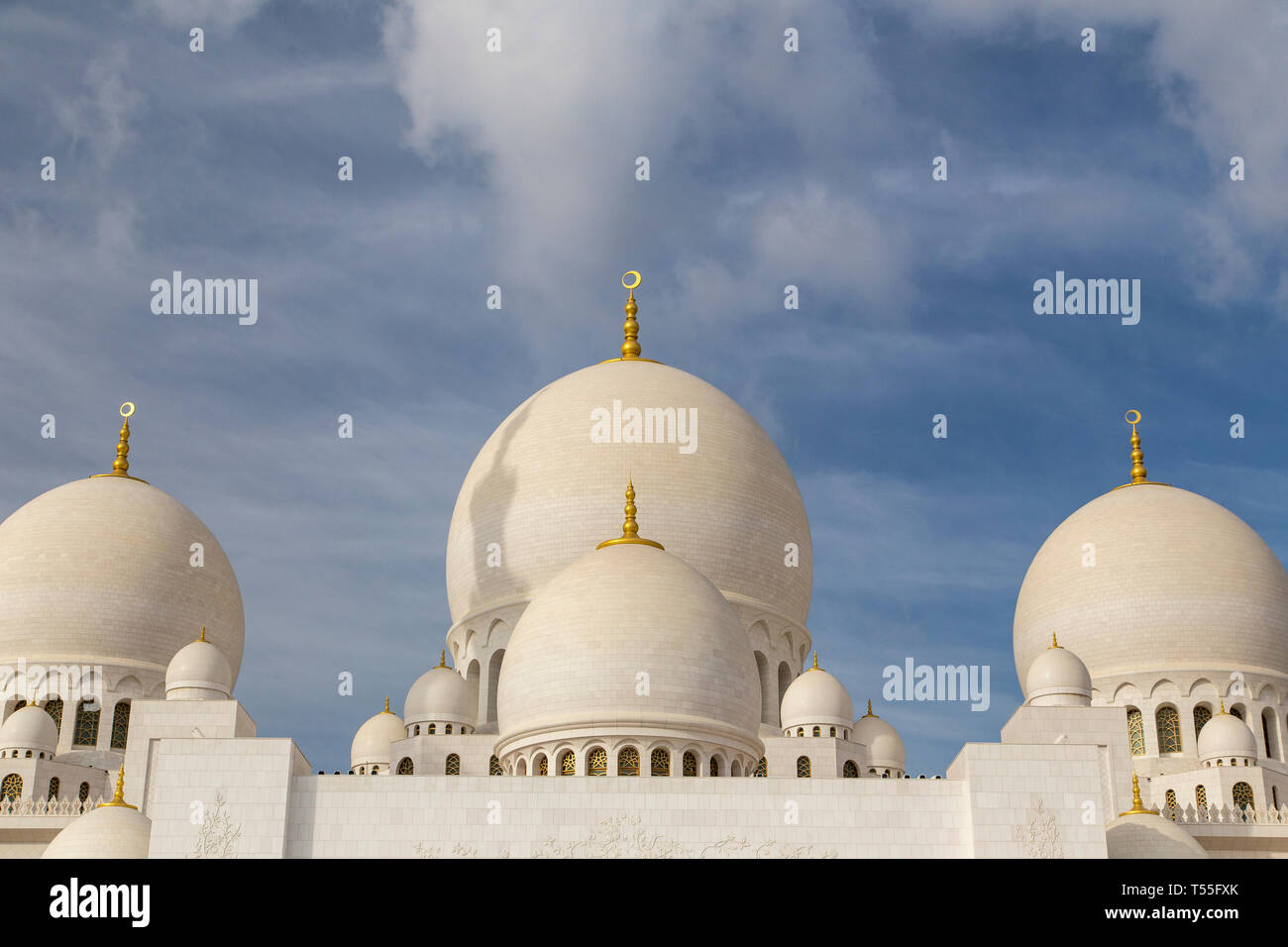 Sheikh zayed mosque prayer hall -Fotos und -Bildmaterial in hoher ...