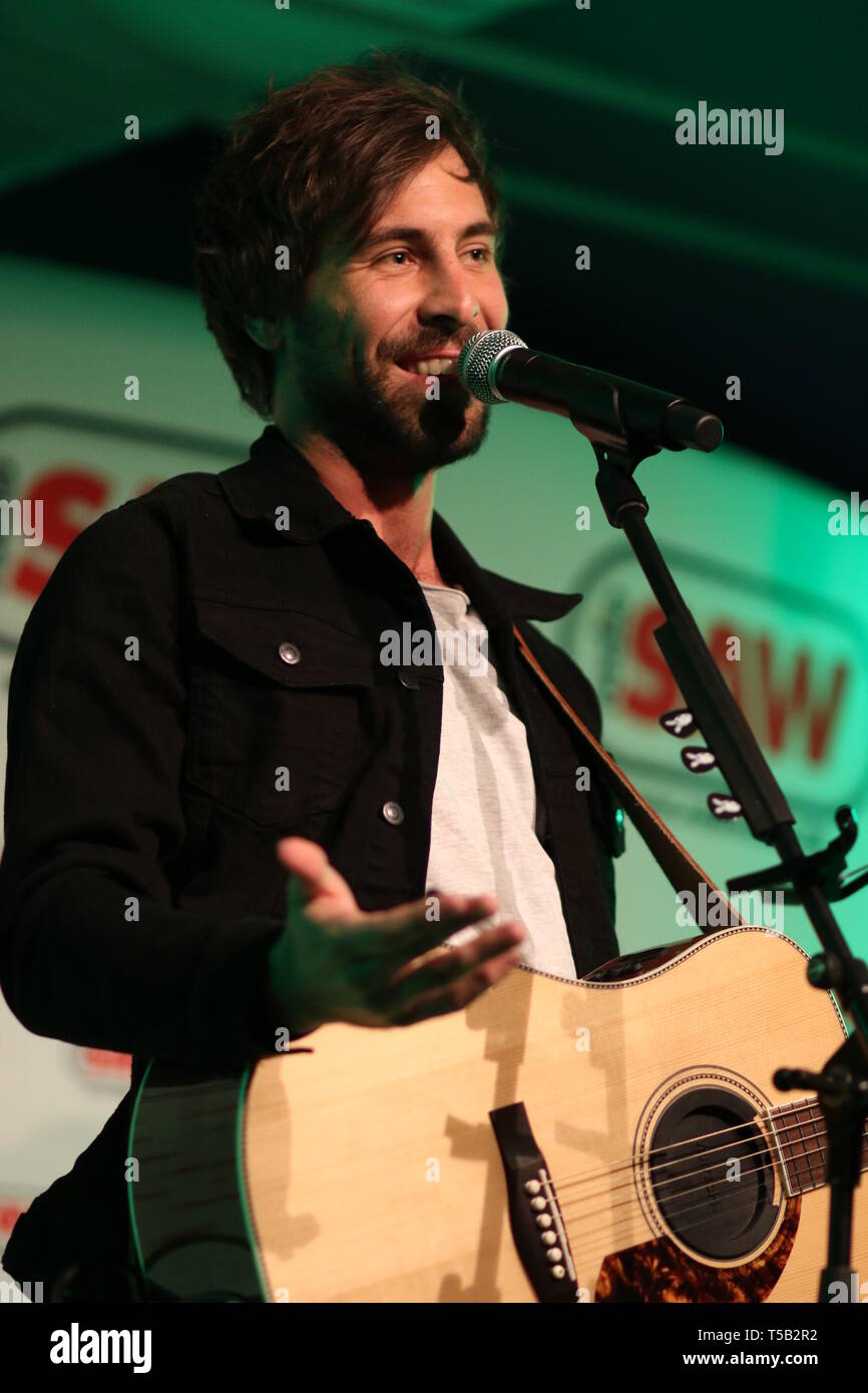 Max giesinger -Fotos und -Bildmaterial in hoher Auflösung – Alamy