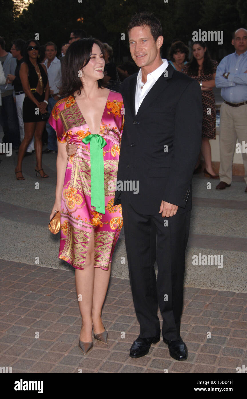 Joanna walsh -Fotos und -Bildmaterial in hoher Auflösung – Alamy