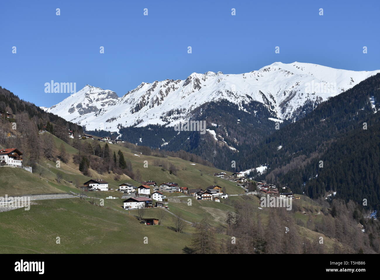 Navis, Dorf Tirol, navistal Naviser Tal, Innsbruck Land, Österreich ...