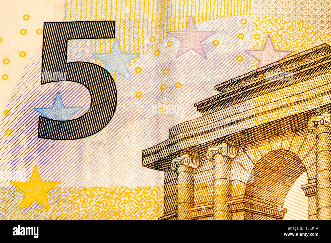 Five euro banknote -Fotos und -Bildmaterial in hoher Auflösung – Alamy