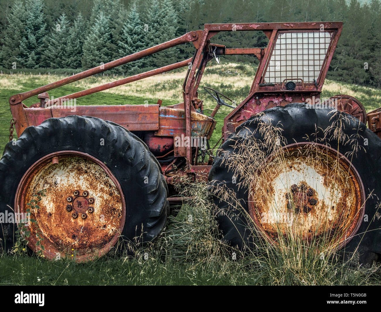 Tractor county vintage -Fotos und -Bildmaterial in hoher Auflösung – Alamy