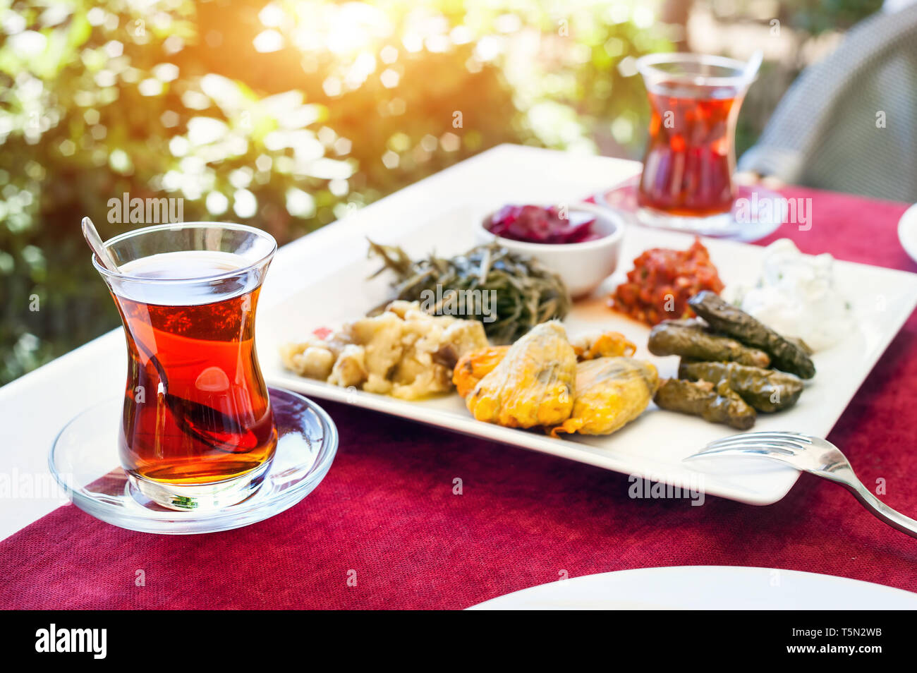 Türkischer Apfeltee Stockfotos & Türkischer Apfeltee Bilder - Alamy