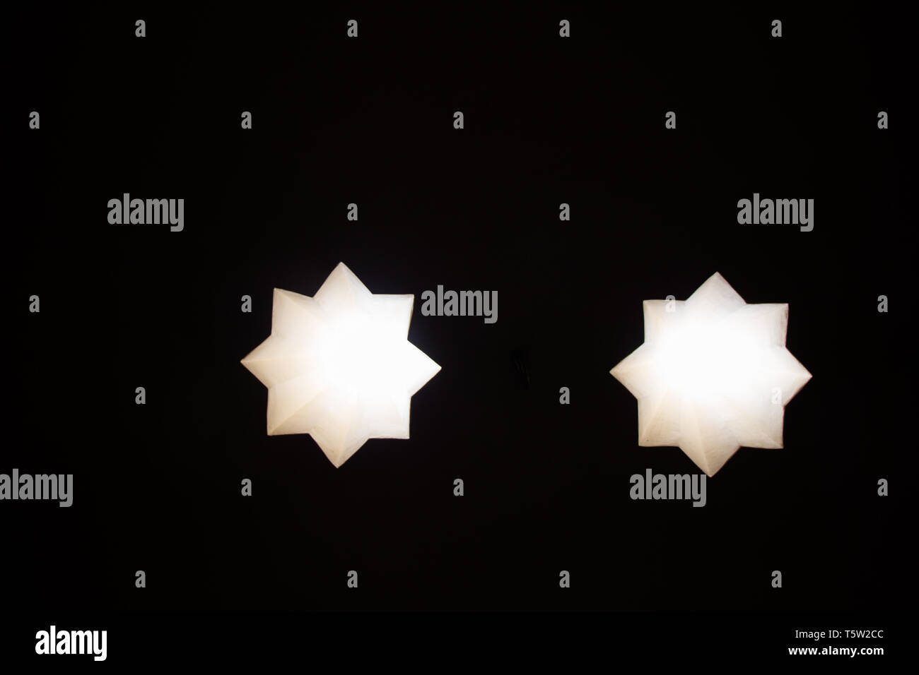 8 zackiger stern -Fotos und -Bildmaterial in hoher Auflösung – Alamy