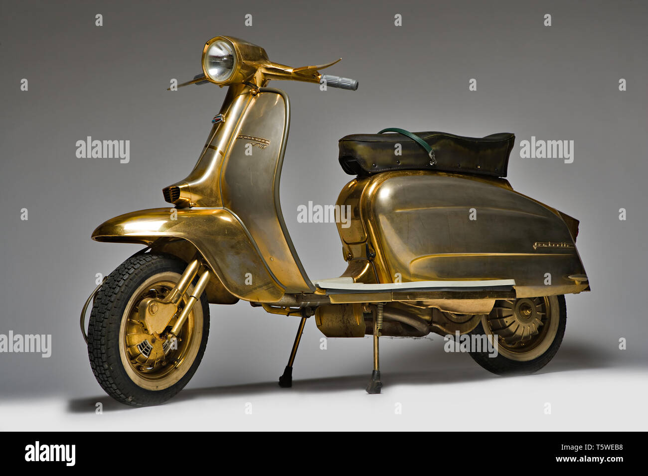 Moto d'epoca Lambretta TV 175. Scooter. Marca: Innocenti modello ...