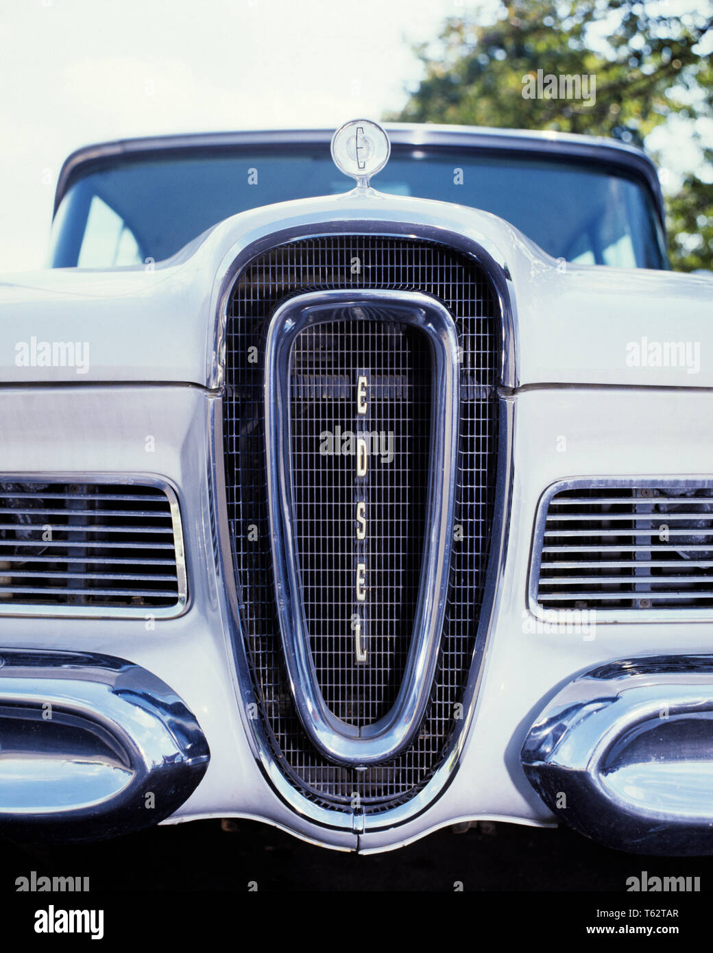 Ford edsel grill -Fotos und -Bildmaterial in hoher Auflösung – Alamy