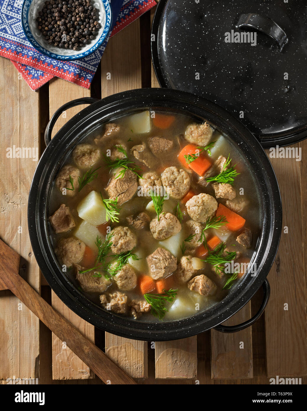 Sodd. Traditionelle norwegische Mahlzeit. Norwegen Essen ...