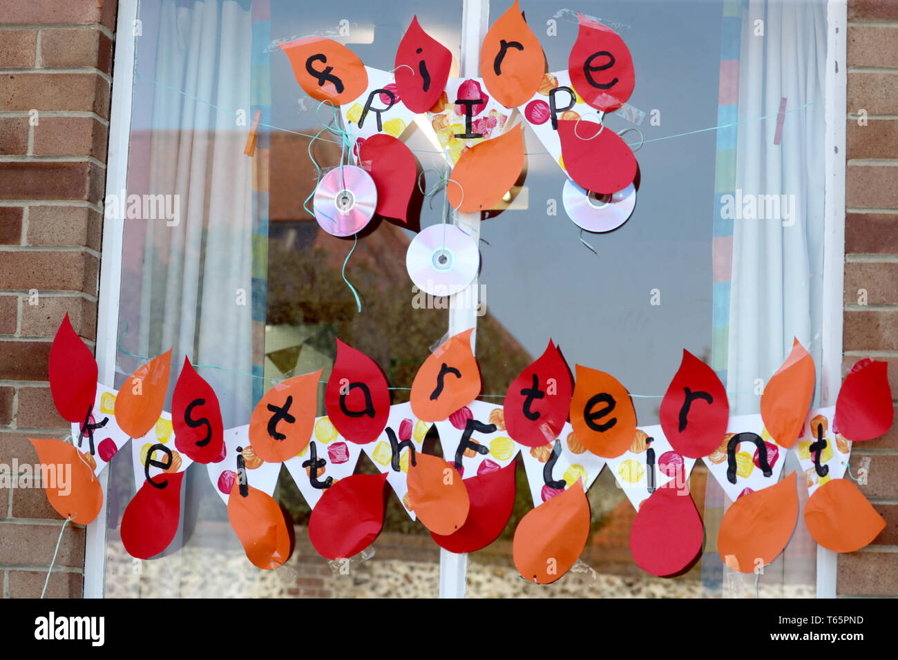 Die Beerdigung von The Prodigy Sänger Keith Flint in der St. Mary's ...