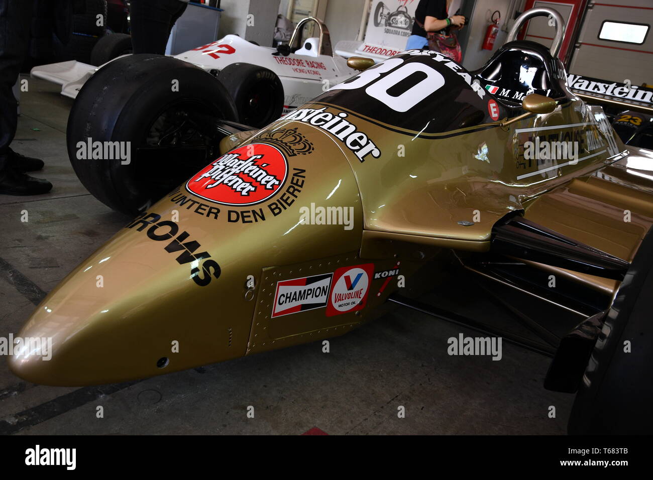 Warsteiner pfeile racing team -Fotos und -Bildmaterial in hoher ...