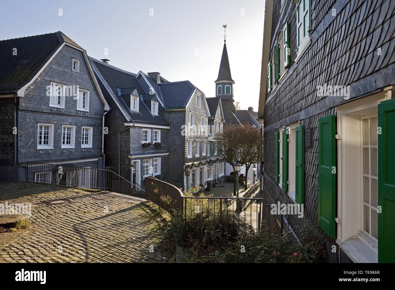 Altstadt und der Evangelischen Kirche von gräfrath, Solingen, Nordrhein ...