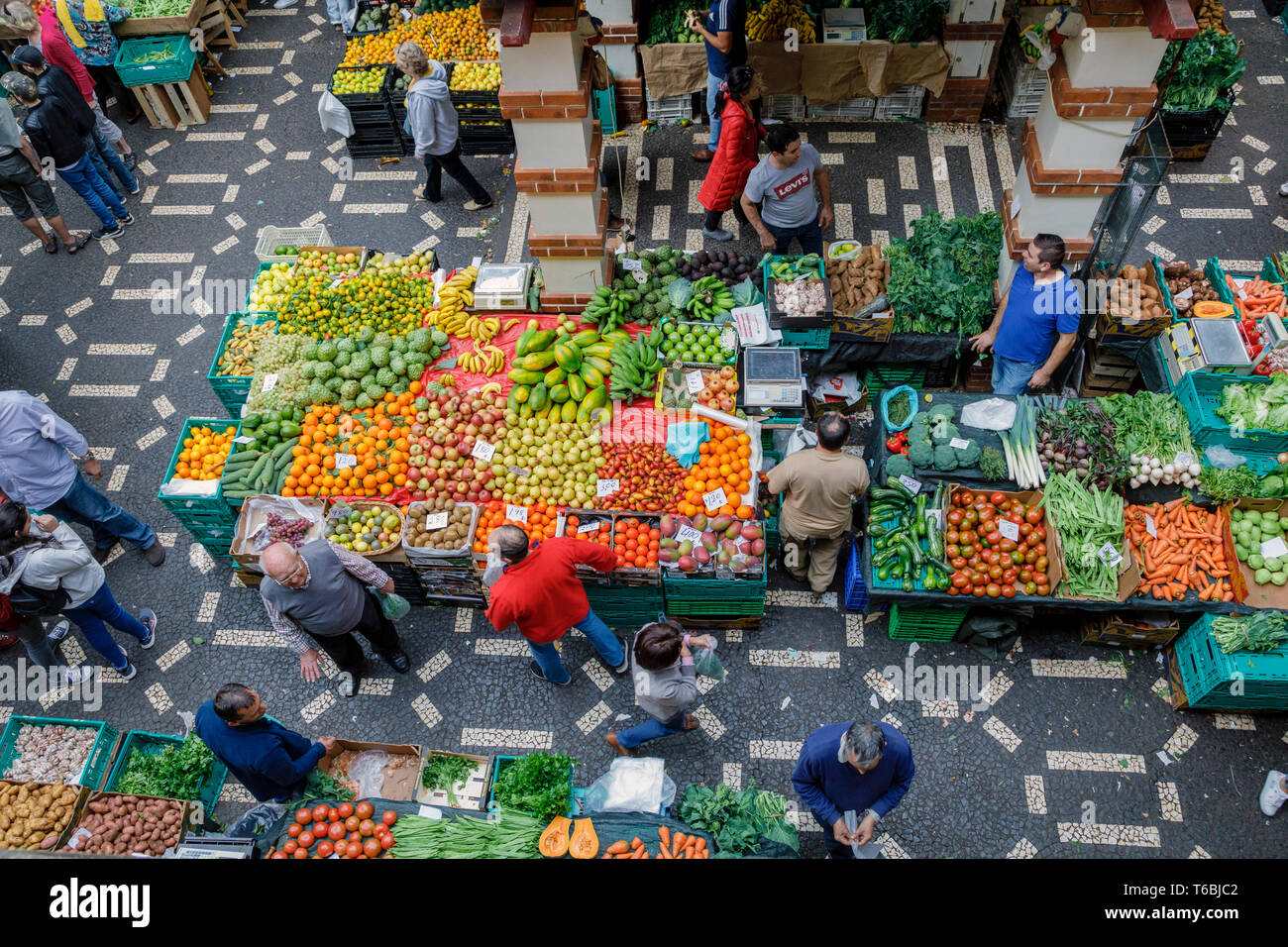 Madeira funchal markt mercado -Fotos und -Bildmaterial in hoher ...