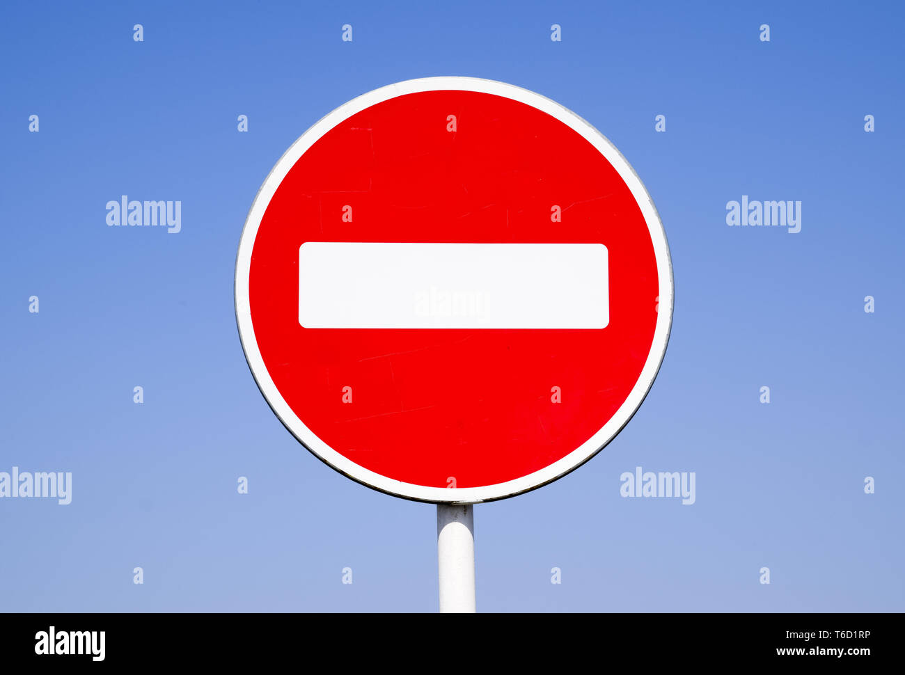 Das Schild ist verboten. Verbotsschild Stockfotografie - Alamy