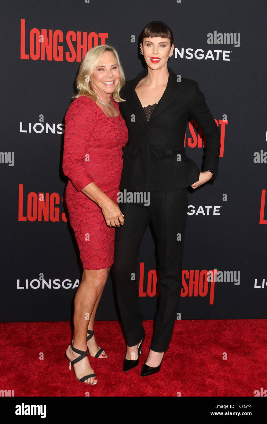 Gerda maritz and charlize theron -Fotos und -Bildmaterial in hoher ...